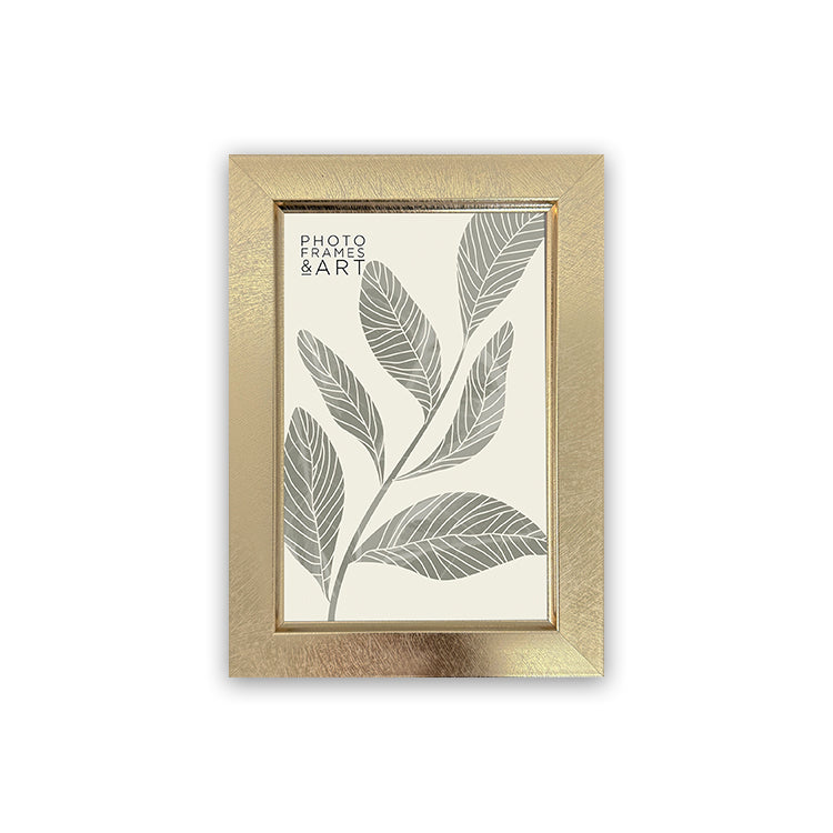 Everyday 6x4 Picture Frame | Classic Gold – Photo Frames & Art