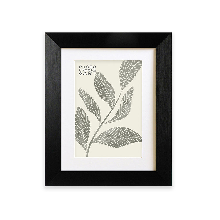 Everyday 9x7 Photo Frame With Mount | Milano Black – Photo Frames & Art